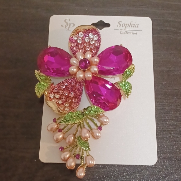 Sophia Collection | Jewelry | Gorgeous Pink And Green Floral Brooch ...